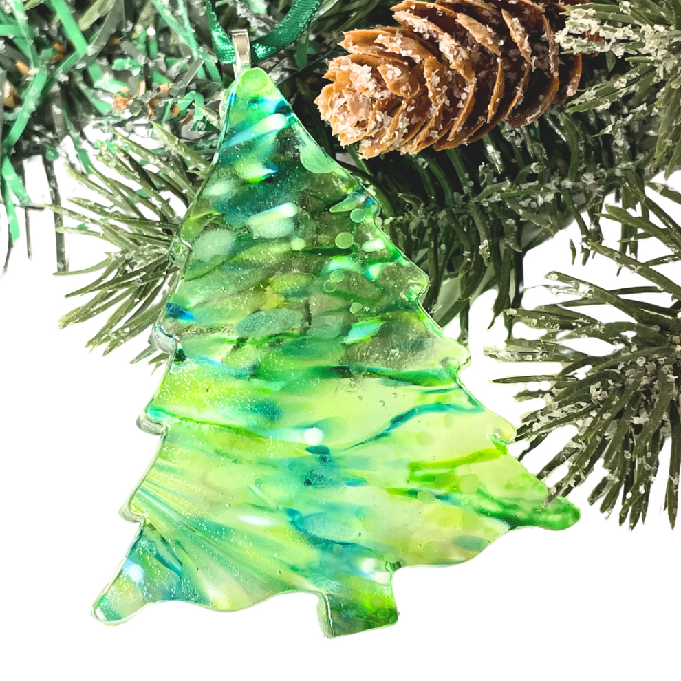 Christmas Tree Fused Glass Ornament – Fuse Muse Fused Glass